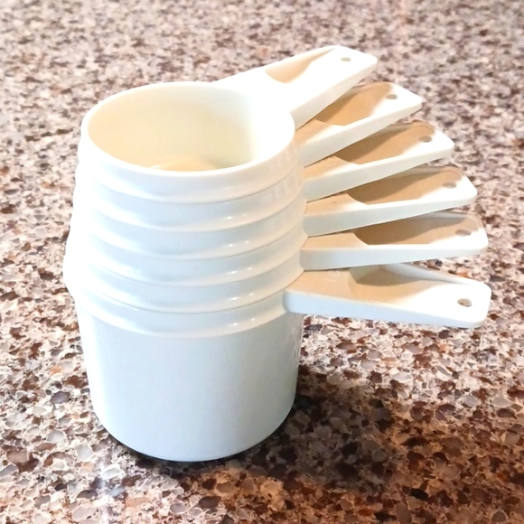 Tupperware | Kitchen | Vintage Tupperware Measuring Set | Poshmark